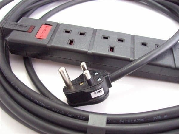 1m 15amp round pin plug to 13a 4gang socket adaptor