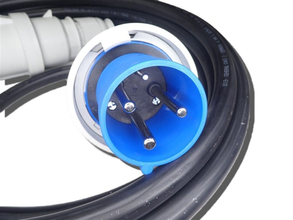 2m 230v 3 pin 63a extension lead 16mm H07 cable IP67 Rated
