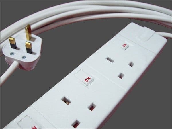 10m individually switched 4way socket extension lead