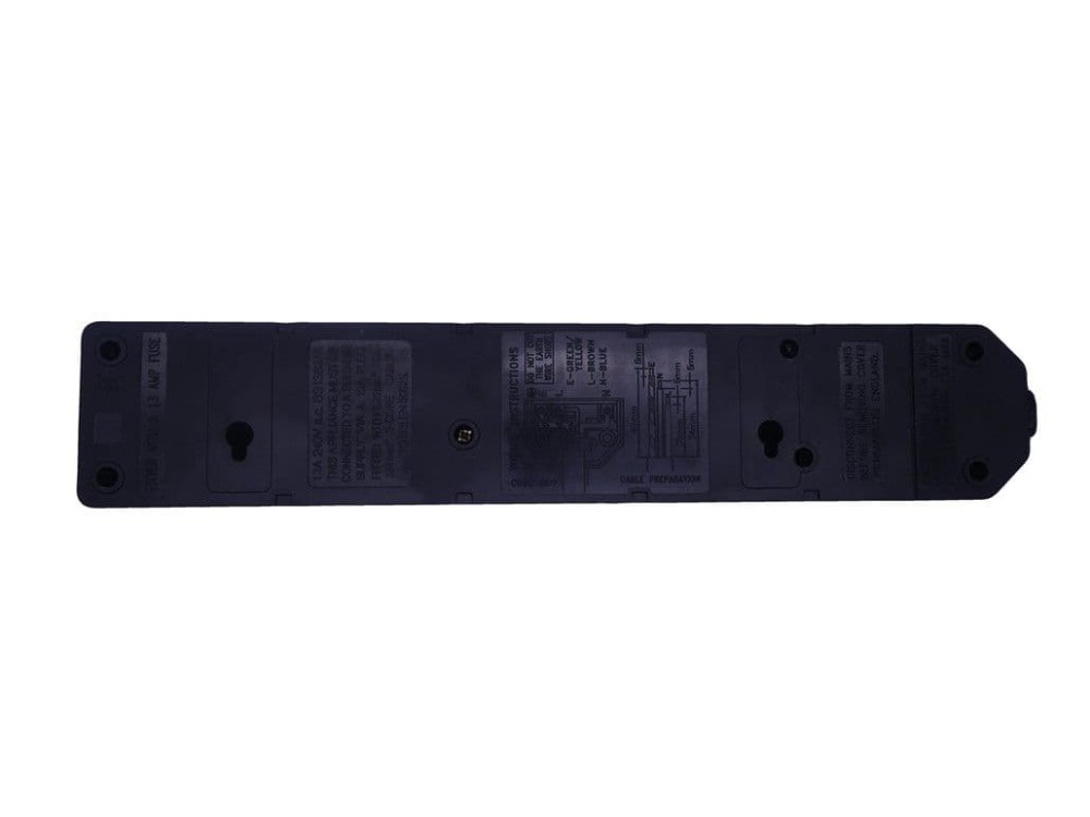 Permaplug four way heavy duty rewireable trailing socket